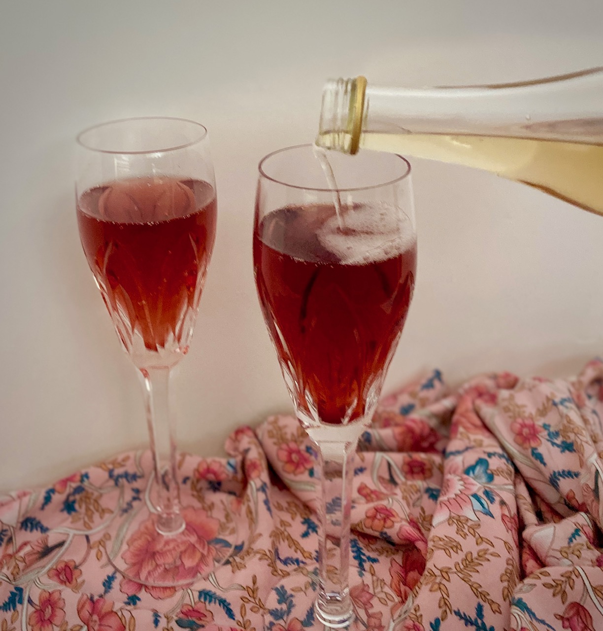Kir Royale Cocktail Recipe - The Art of Food and Wine